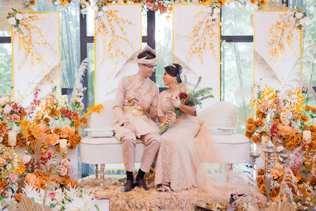 Kebaikan Perkahwinan Campur : Penyatuan Dua Budaya – Sha Wedding Planner